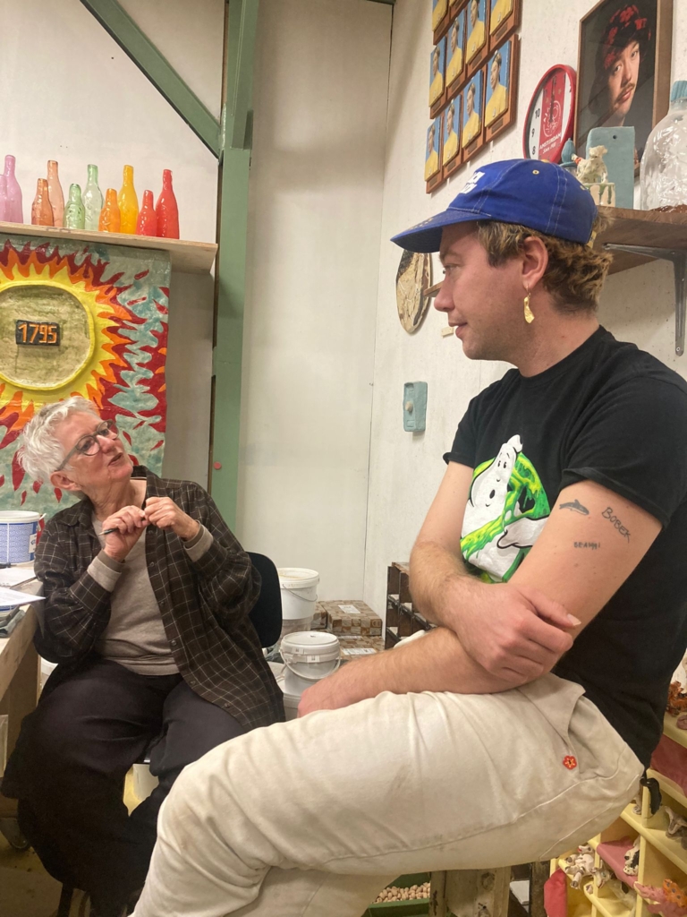 Koos Buster is onze kunstenaar voor de KKW 2026! - Kinderkunstweek